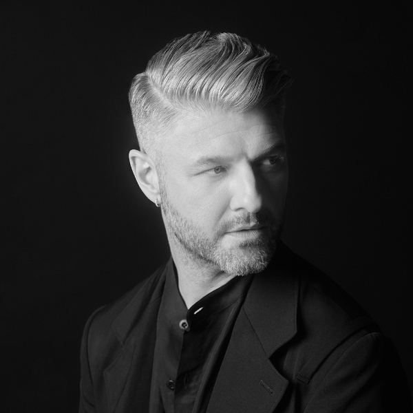 Pierre Lapointe LES CHANSONS DÉMODÉES POUR CEUX QUI ONT LE COEUR ABIMÉ ...