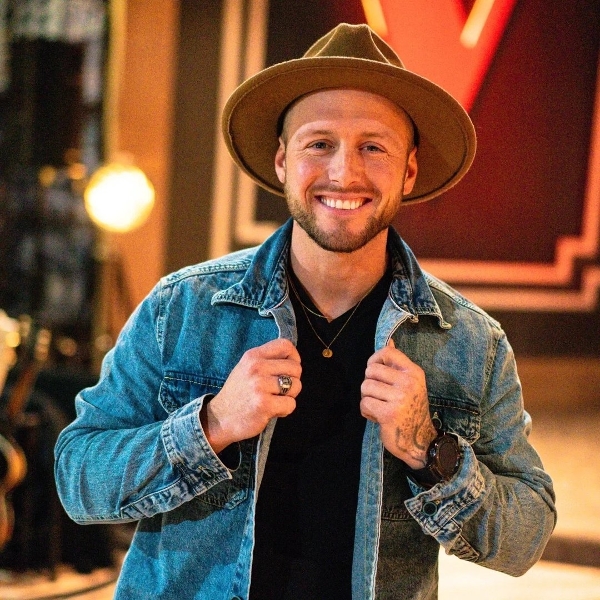 Sébastien Meloche et Phil Bigras - Soirée Cabane à sucre - Carrefour ...